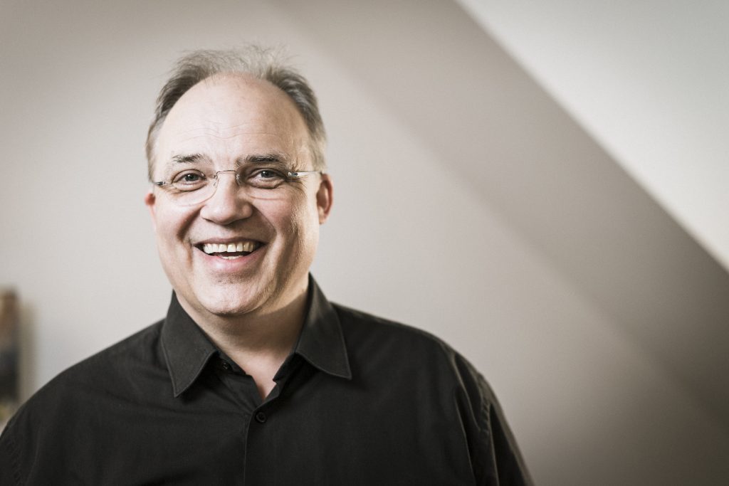 On a Chariot of Fire - Slovenska filharmonija